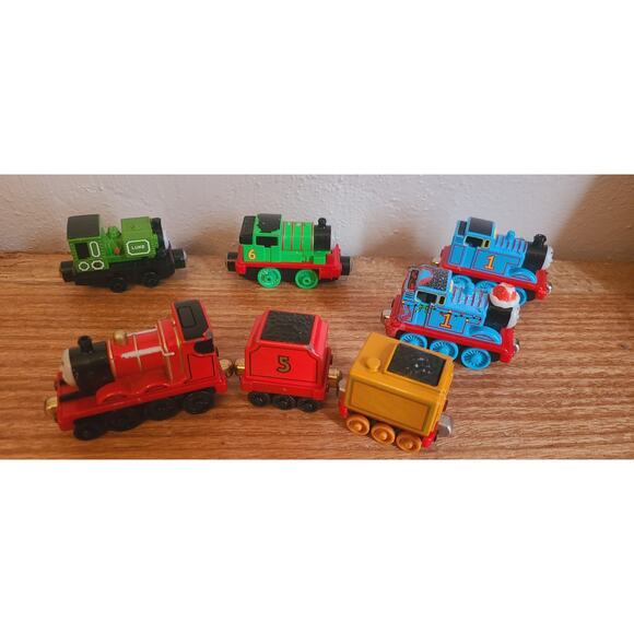 Thomas & Friends | Toys | Mattel Thomas The Train Metal Magnetic Trains ...
